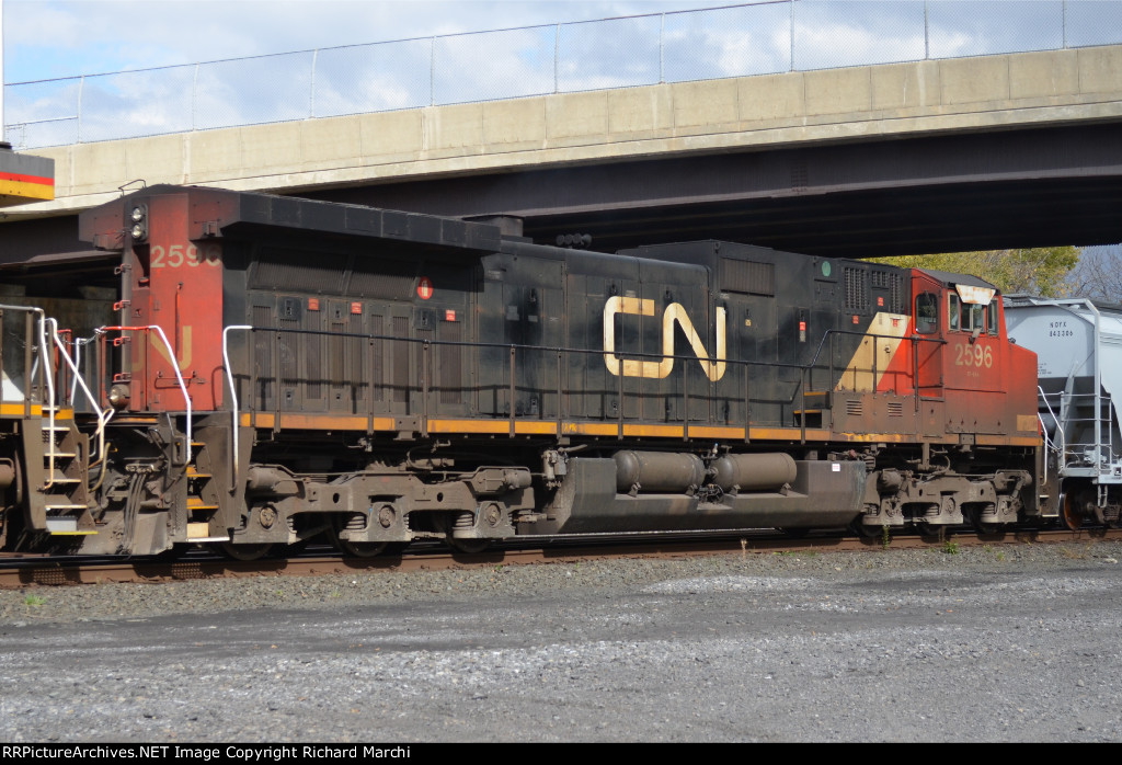 CN 2596